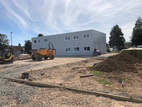 Reds10 install five modular school buildings – Reds10