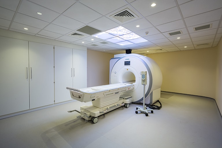 Conquest Hospital - Reds10